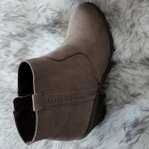 Jessica Cline | Shoes | Jessica Cline Boots | Poshmark